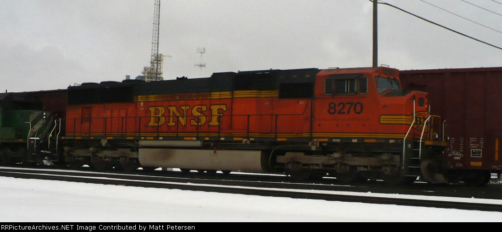 BNSF 8270